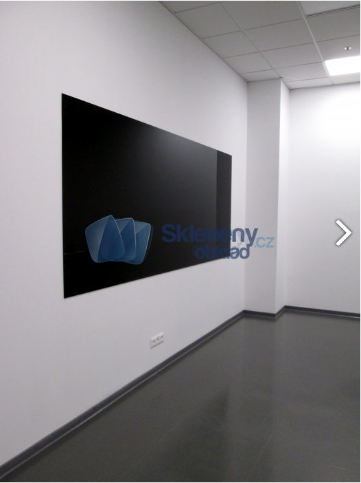 Skleněná magnetická tabule – Skleněné obklady